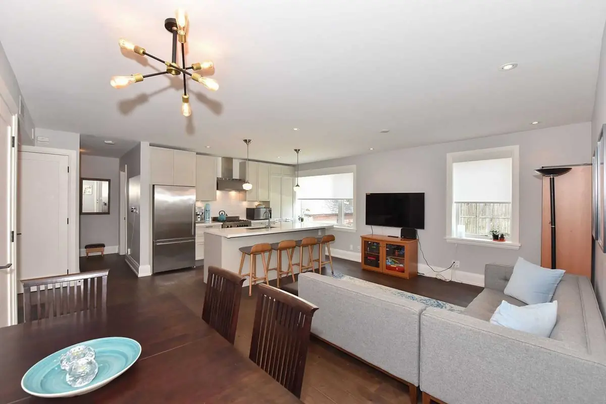 2B - 1733 Bathurst St, Toronto, Ontario Sold History | HouseSigma
