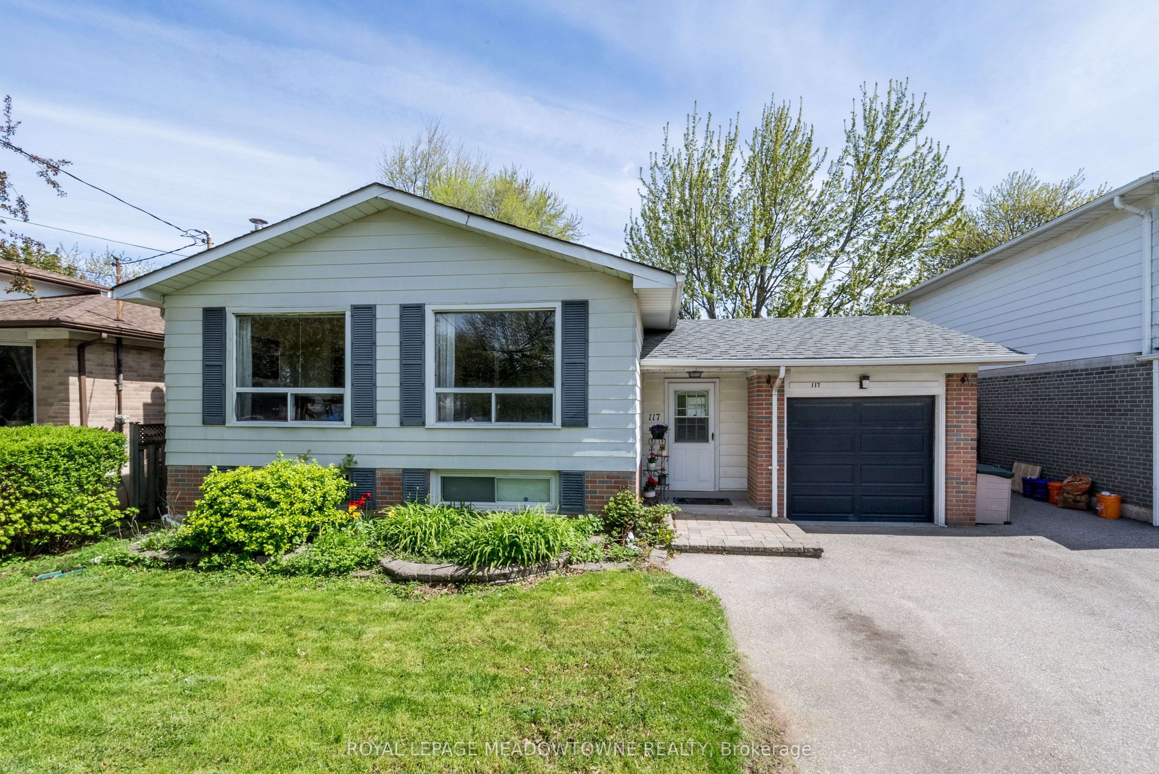 117 Mountainview Rd S, Halton Hills, Ontario L7G4K2 Sold History ...