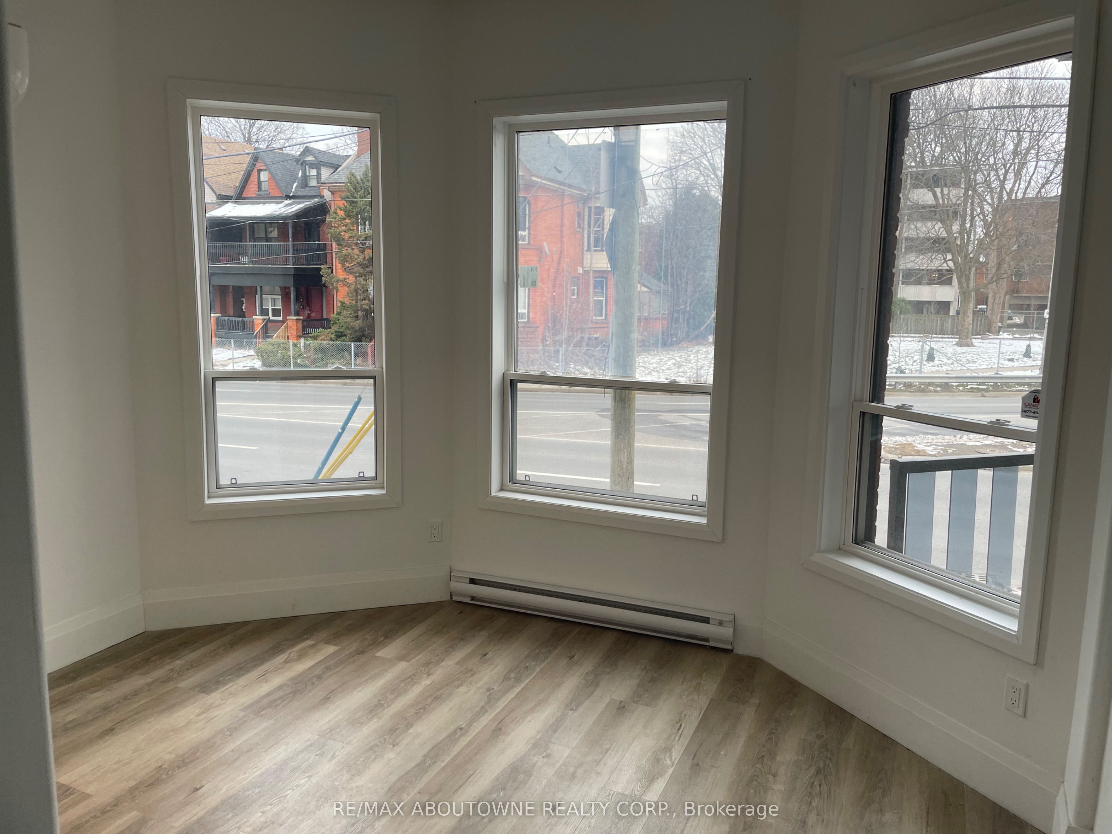 101 - 66 Wellington St S, Hamilton, Ontario L8N2R1 Listing History ...